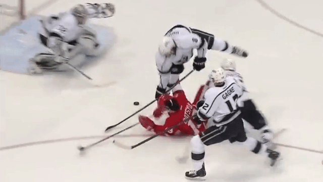 Gotta See It: Doughty helmet-pops Datsyuk - Sportsnet.ca